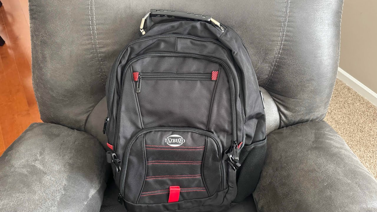 So many pockets, so many options, so many features! Great travel ...