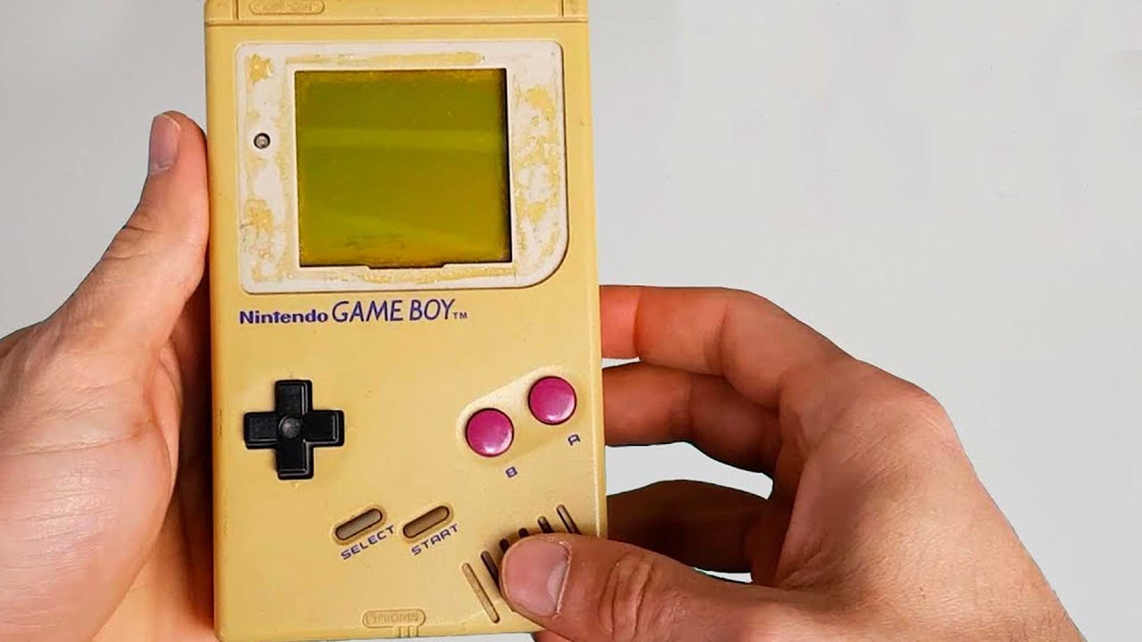 Restaurando el primer GameBoy de la historia - YouTube