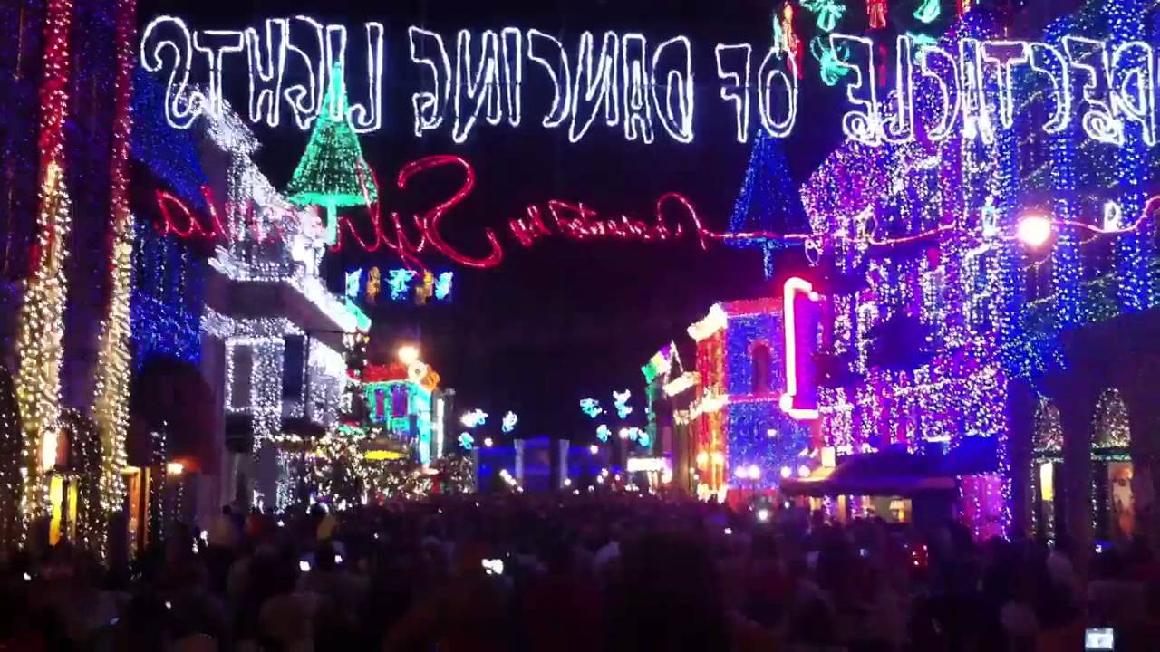 Walt Disney world main street USA Christmas lights - YouTube