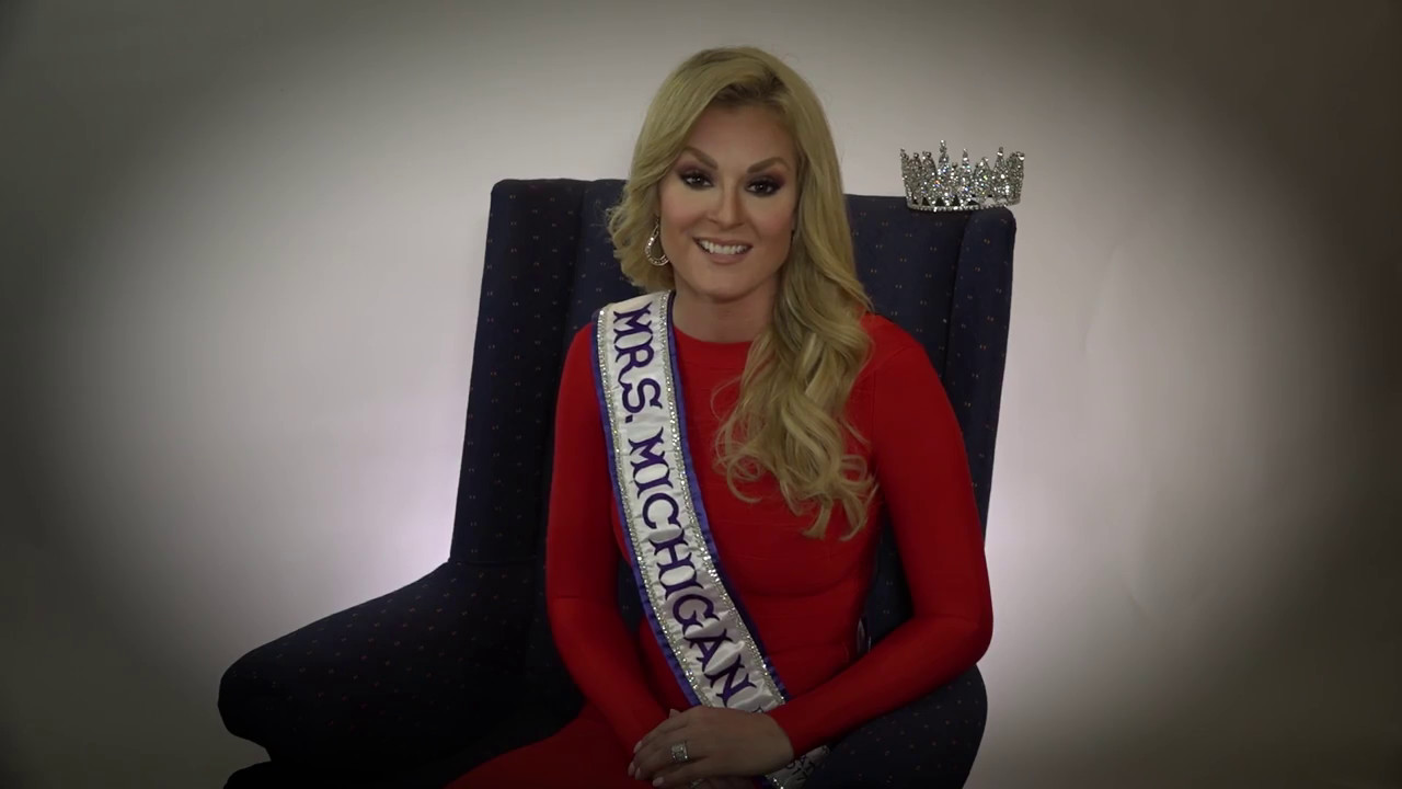 Journey To Mrs. International: Mrs. Michigan International 2017 - YouTube