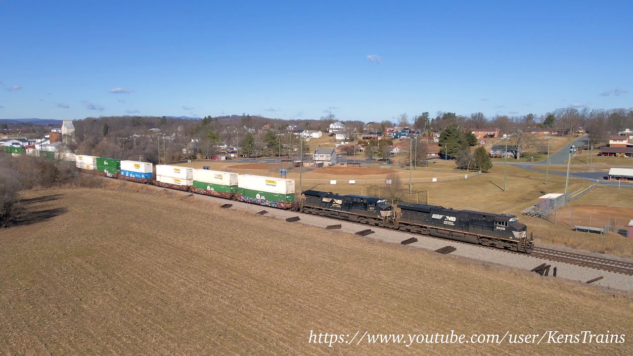 Norfolk Southern Train 258, re-routed train with a #causecontainer , at ...