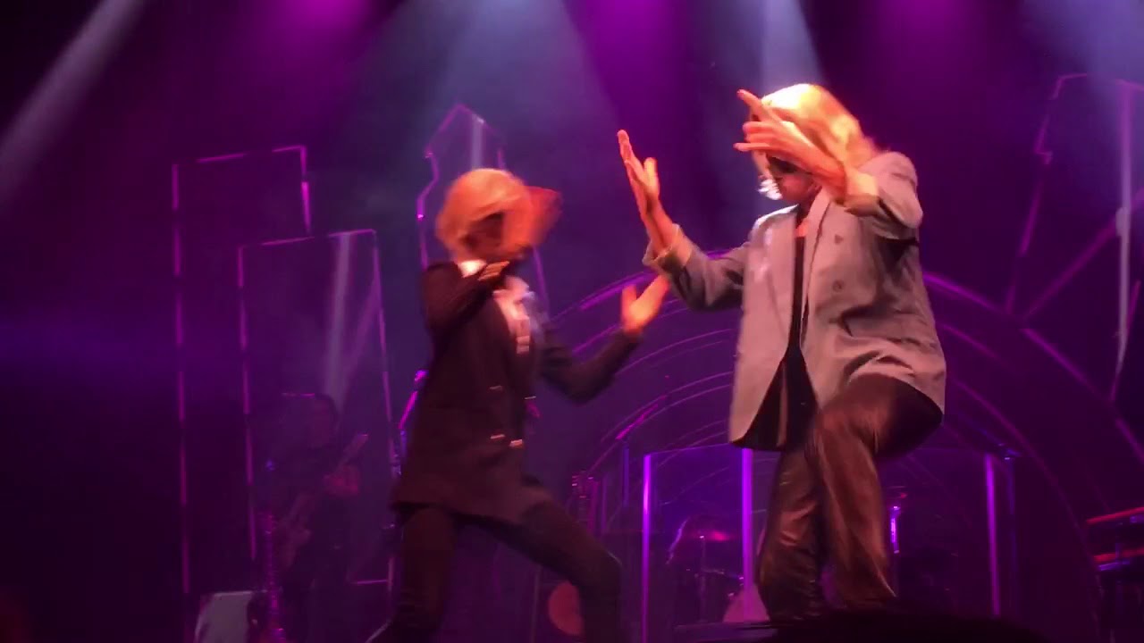 Magnus Uggla Göta lejon Fula gubbar - YouTube