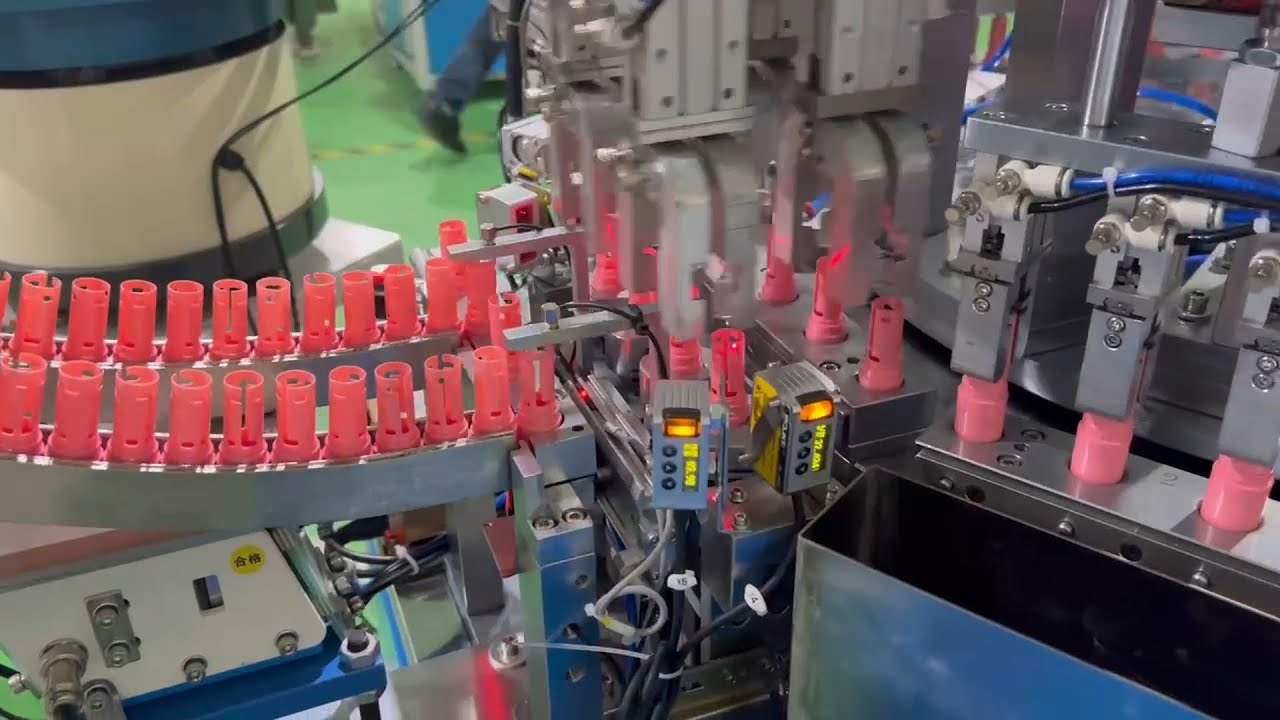 Lipstick Tube Assembly Machine - YouTube