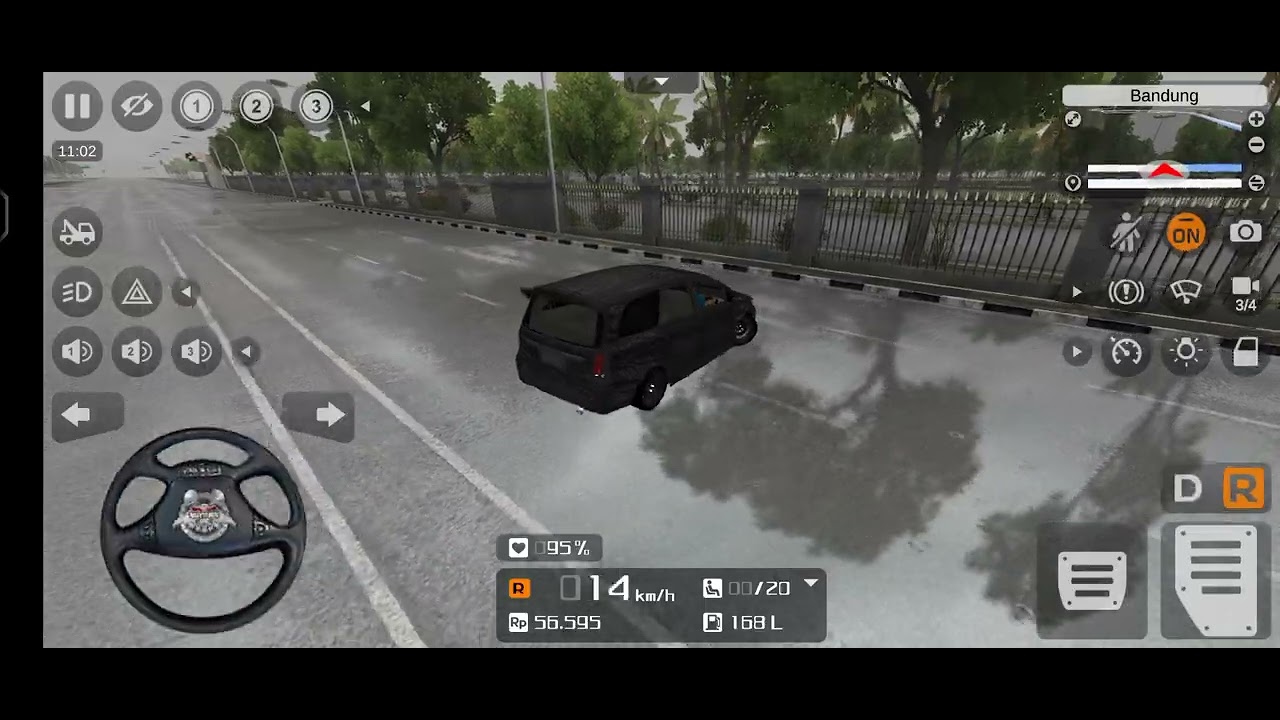 Toyota Innova modified drift bus simulator Indonesia - YouTube