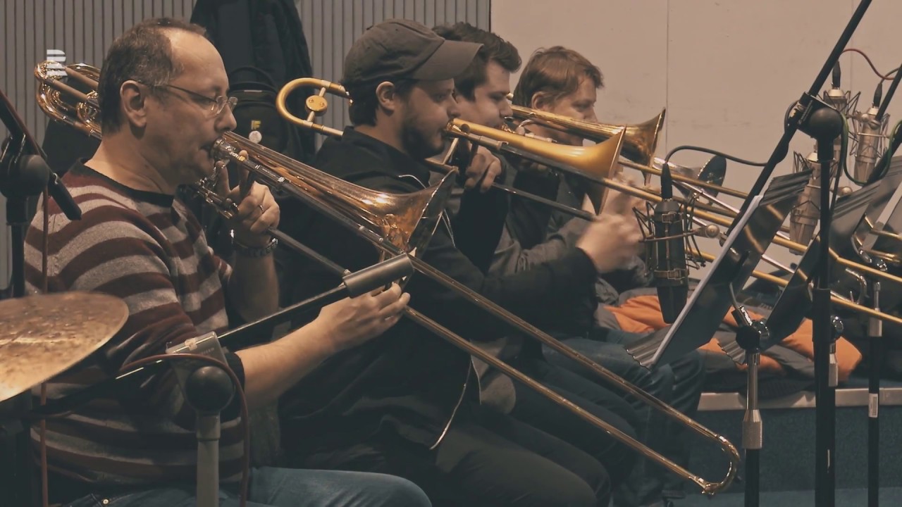 Skladba Piotrology v podání Rozhlasového Big Bandu Gustava Broma - YouTube