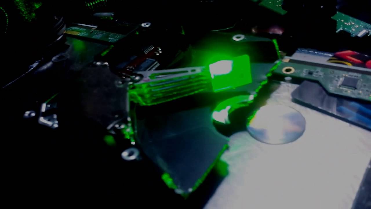 Hard drive laser oscilloscope - YouTube