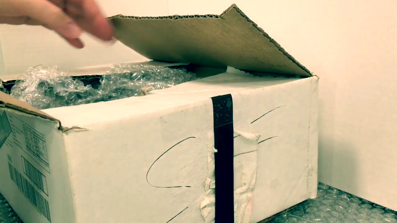 Deep web mystery box - YouTube
