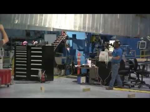 SLS Hardware Coming Together with Vertical Welding - YouTube