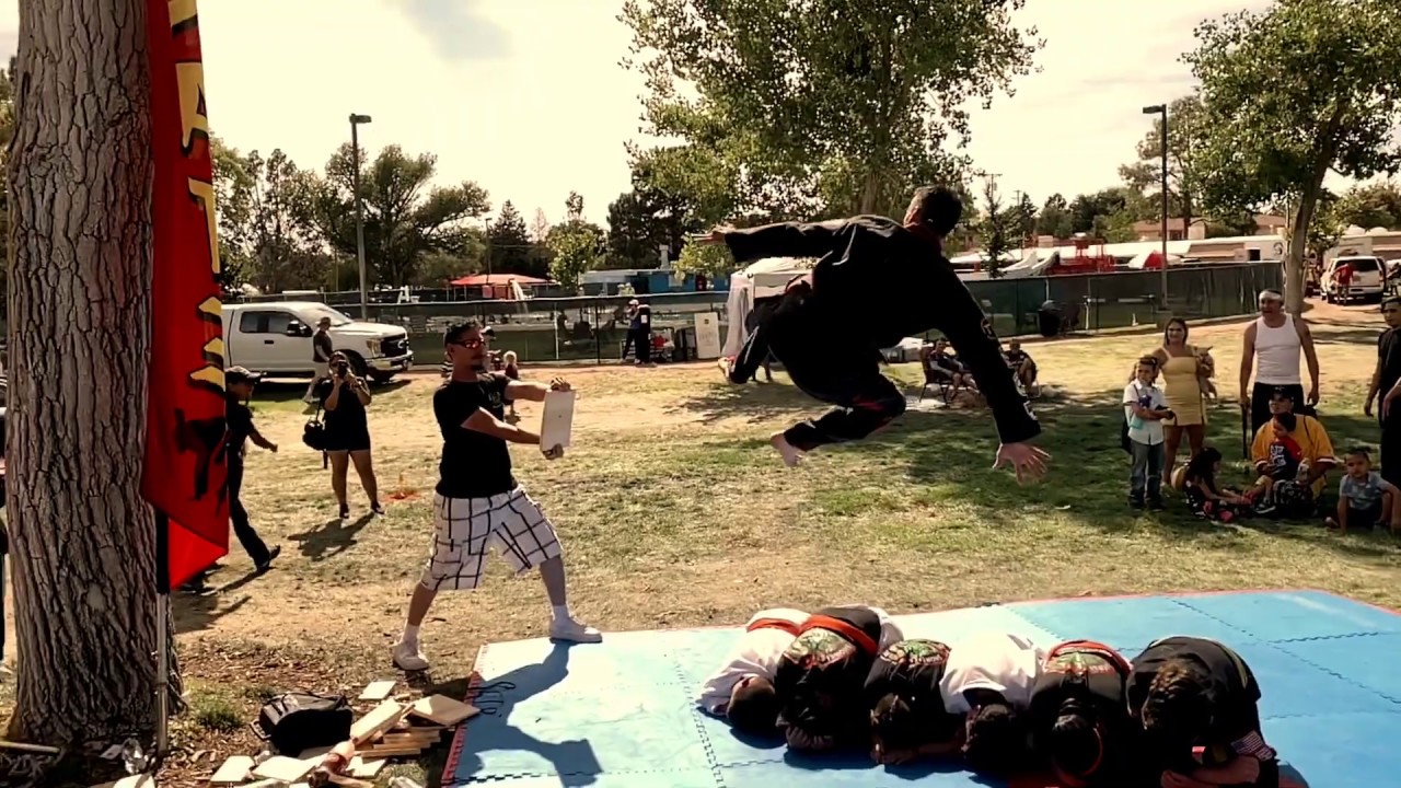 Jump kick - YouTube