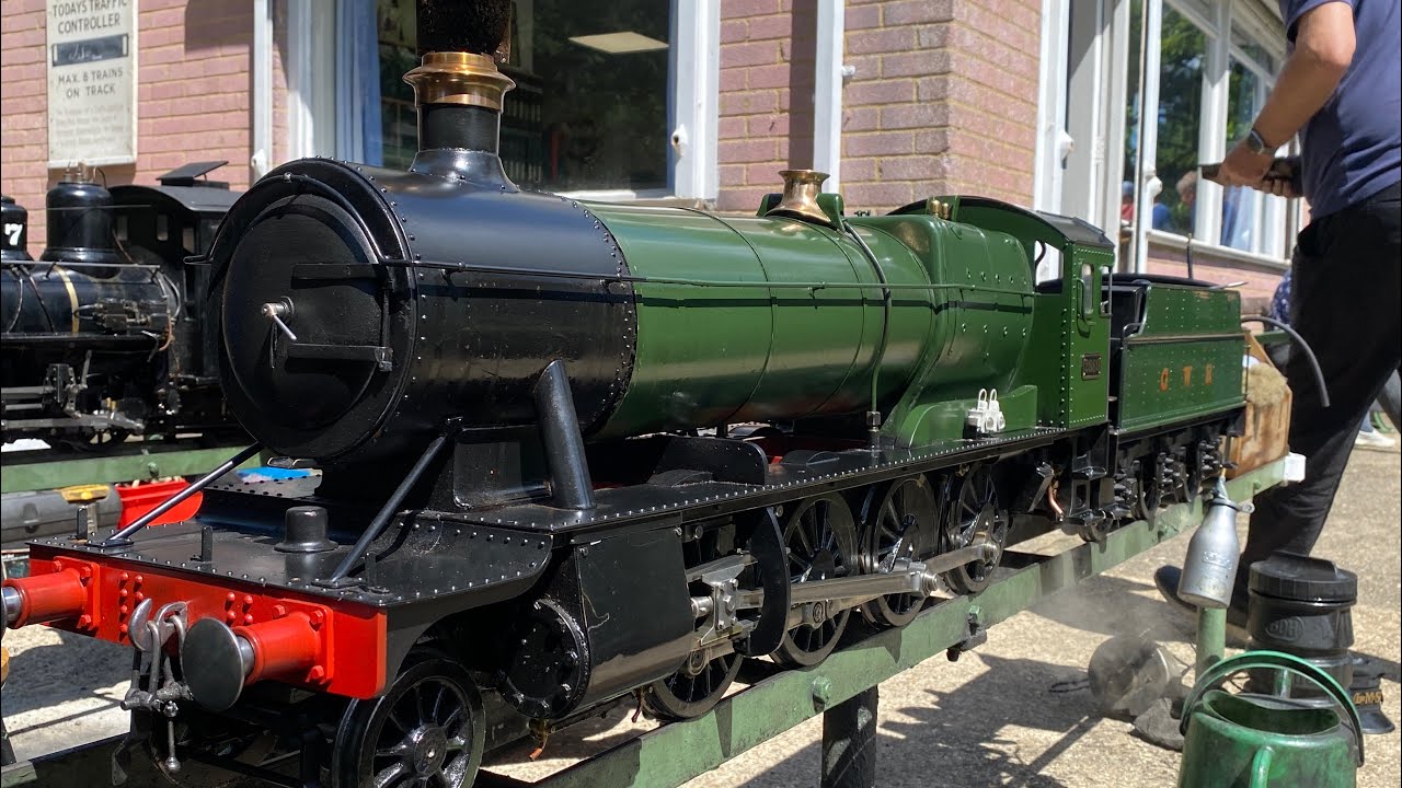 A beautiful 5” Gauge GWR 28xx - YouTube