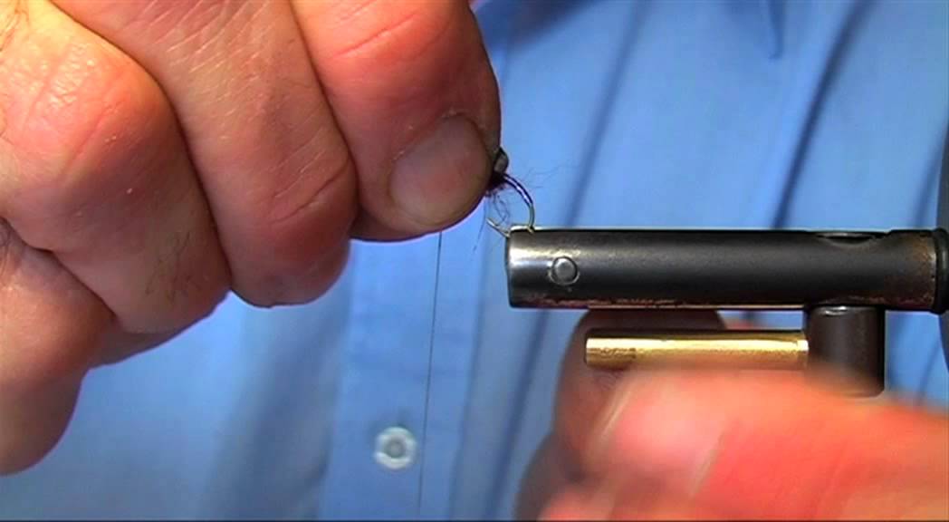 Possum Buzzer Emerger - YouTube