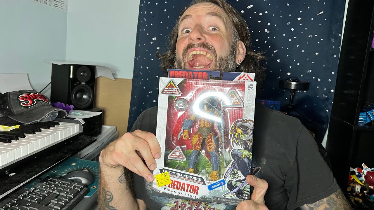 City Hunter Predator Battle Action Figure Unboxing and Review - YouTube