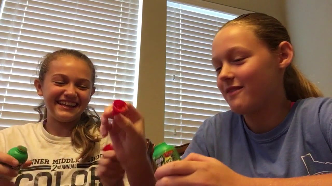 Taste testing Pelon pelo rico (TROW UP WARNING) - YouTube