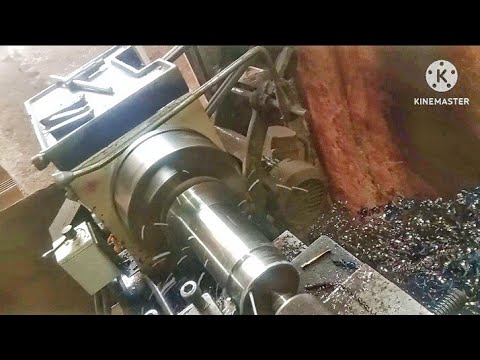 Turning operation in lathe machine shaft turning #machine #machineshop ...
