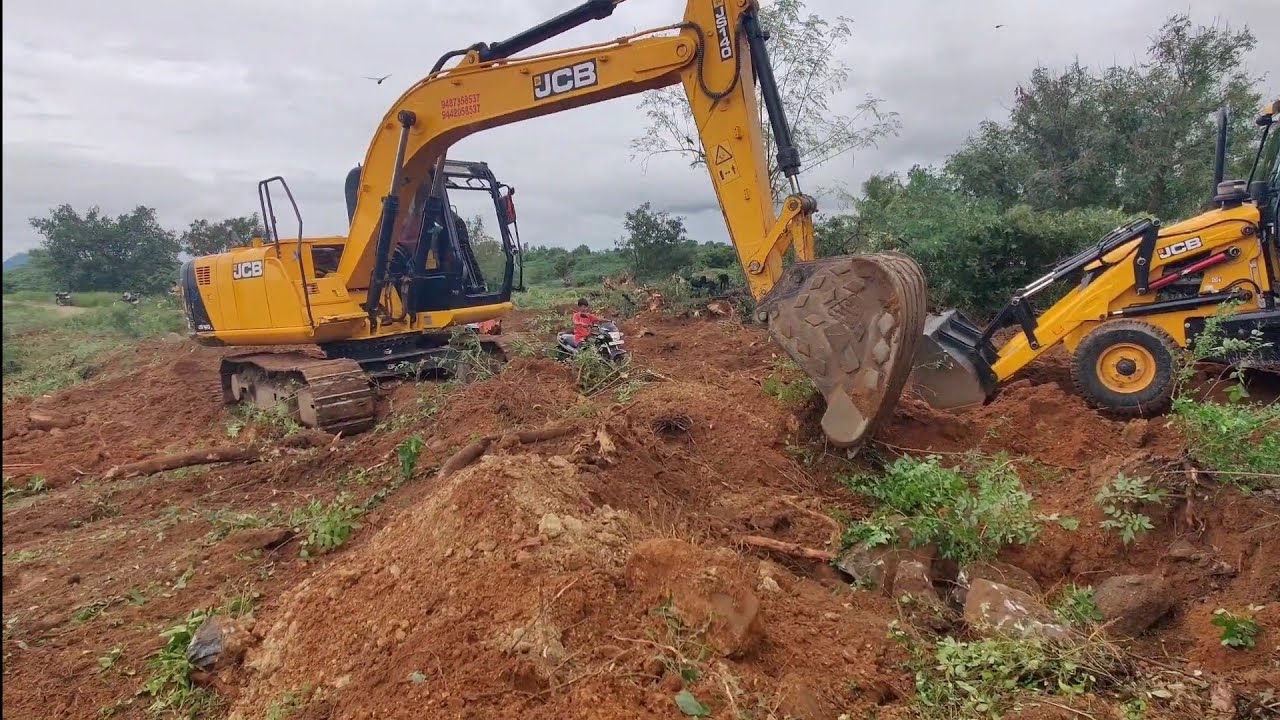 JCP vs Hitachi cleaning video | JCP video | JCB video | JCB vs Hitachi ...