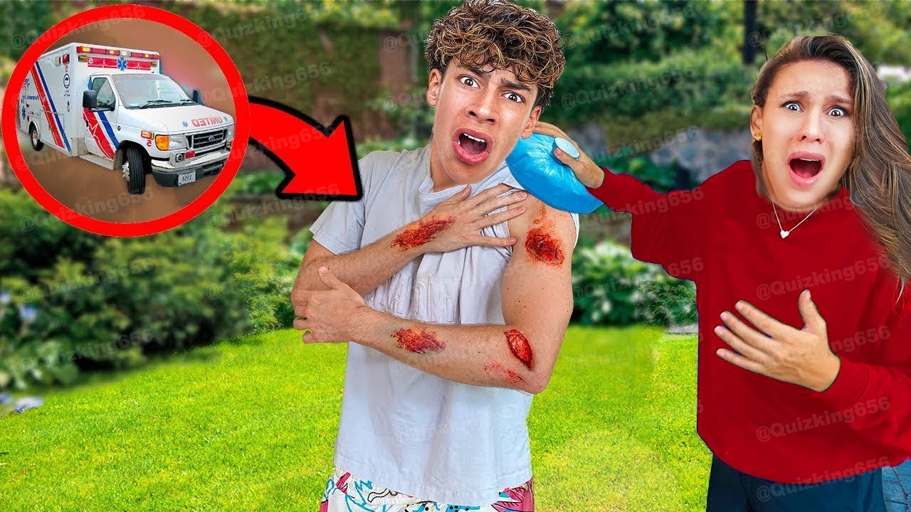 A Monster Attacked Ferran.. Emergency (The Royalty Family) - YouTube