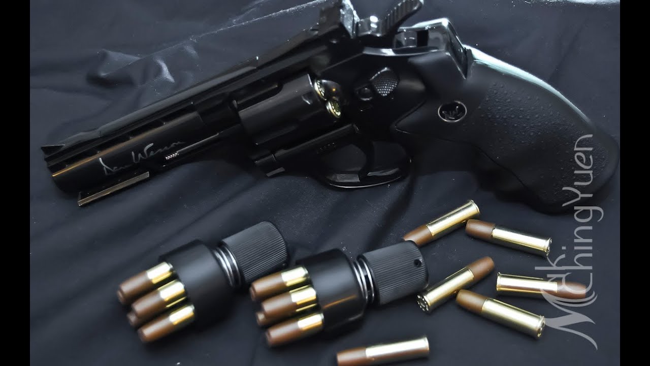 Dan Wesson 4" Black Co2 Revolver Photography - YouTube