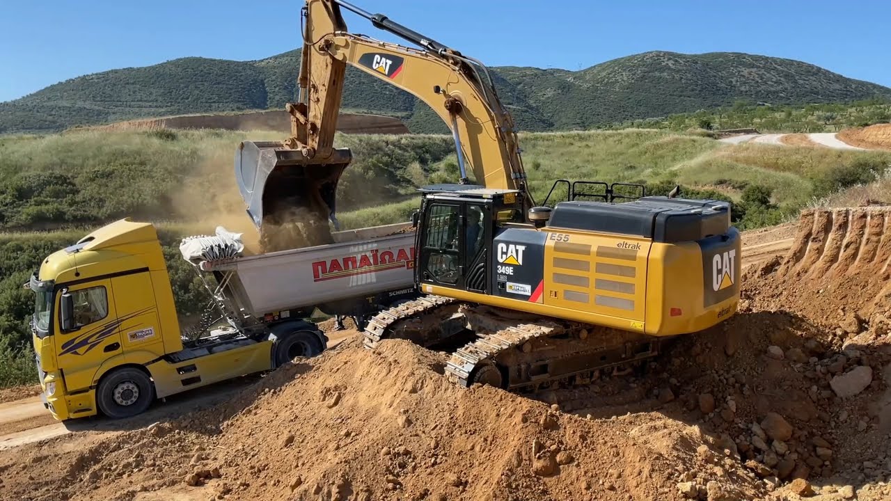 Caterpillar 349E Excavator With Weighing System On Board Loading Trucks ...