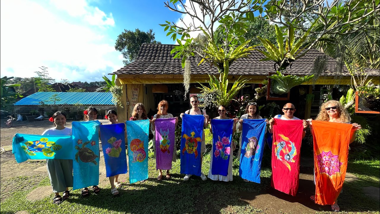 Unleash Your Creativity in Our Batik Class!" - YouTube
