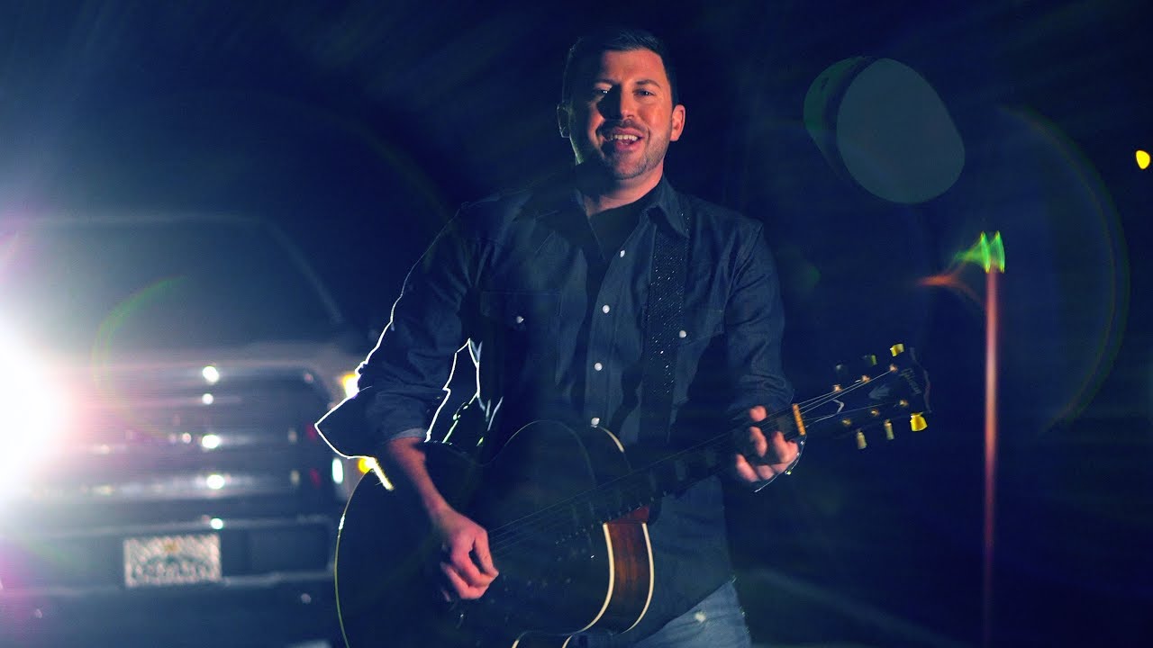 Levi Riggs - Green Light (Official Music Video) - YouTube