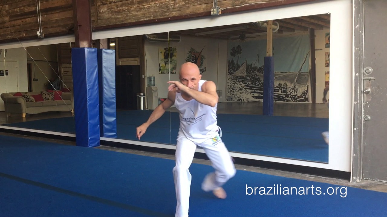Today's Tip - Capoeira Ginga - YouTube