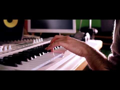 DJ MATRIX - L'AMORE DI 10 ANNI FA