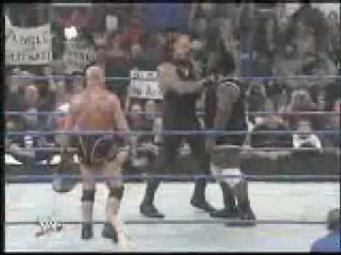 Undertaker ase martinete a Mark Henry - YouTube