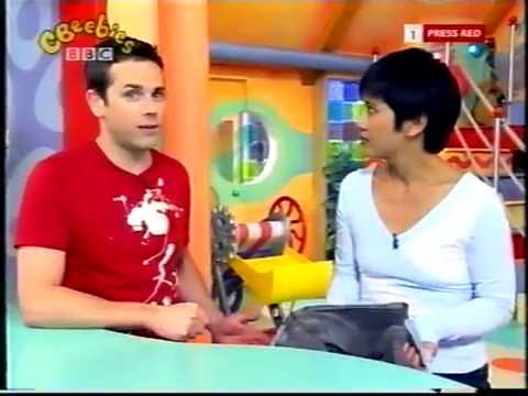 CBeebies Continuity - Tuesday 6th August 2002 (1) - YouTube