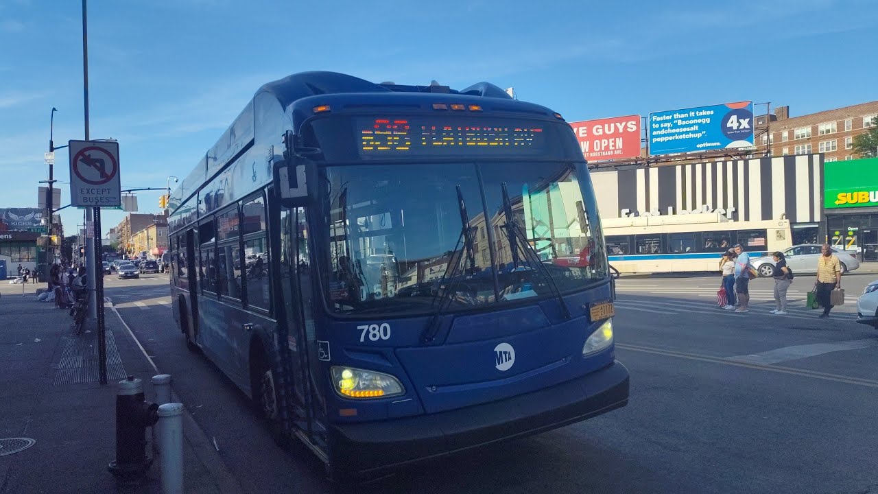 MTA NYCT Bus: 2017 New Flyer XN40 Xcelsior #780 on the B96 @ Flatbush ...