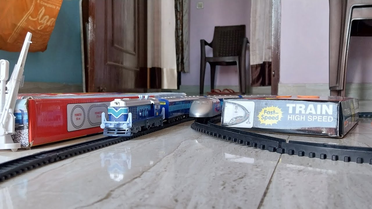 Superfast Express Vs Bullet train parallel Race - YouTube