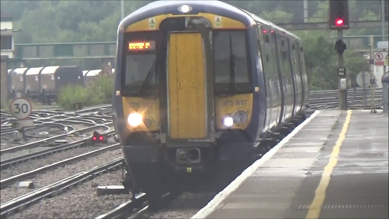 Trains at Tonbridge Railway Station, 9th August 2018 - YouTube
