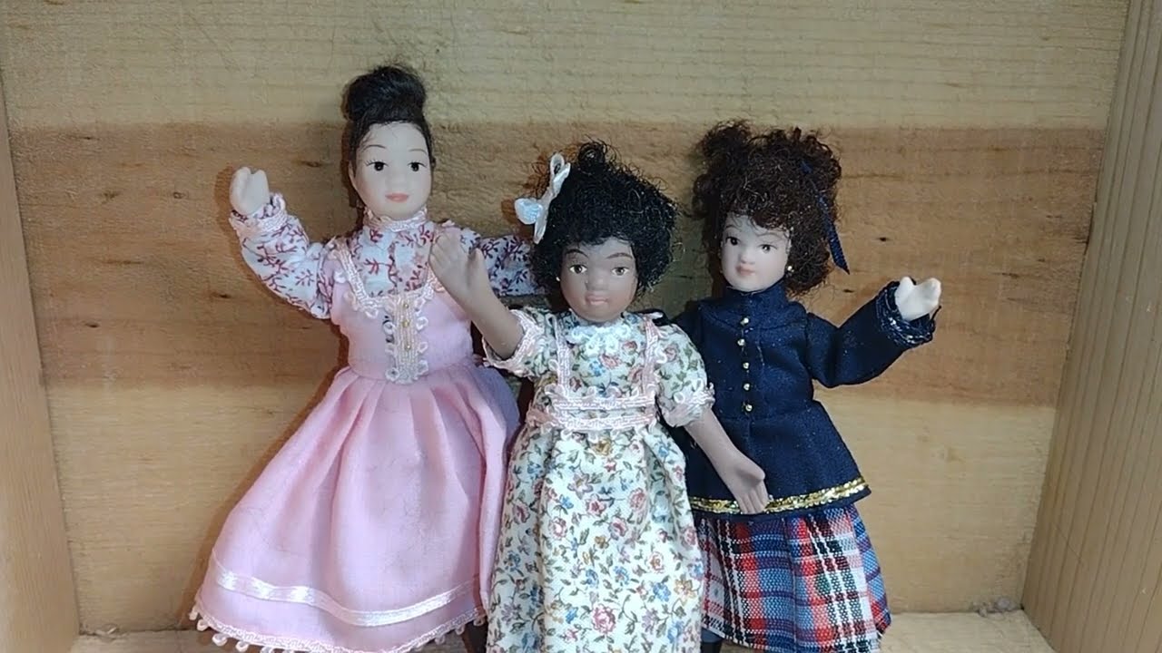 Let's Get to Wigging Part 3- It's ALL about the GIRLS - Wigging 12th ...