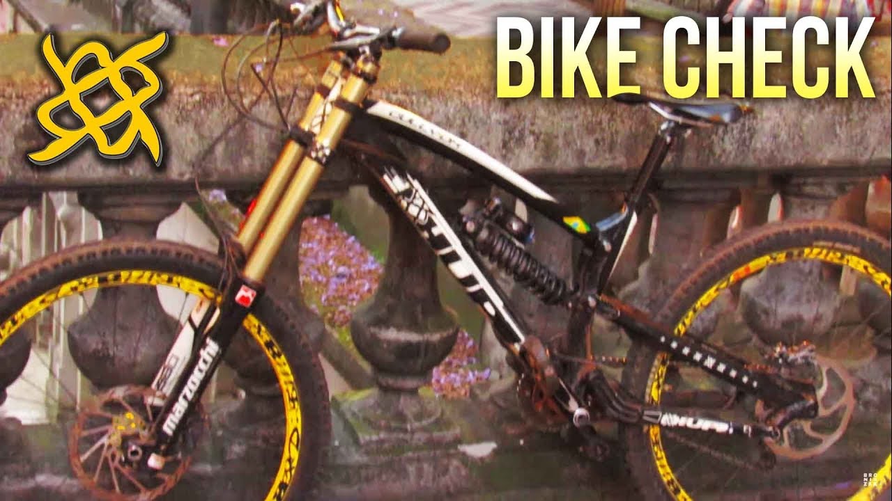 ROLÊ + BIKE CHECK HUPI GULLY DH - YouTube