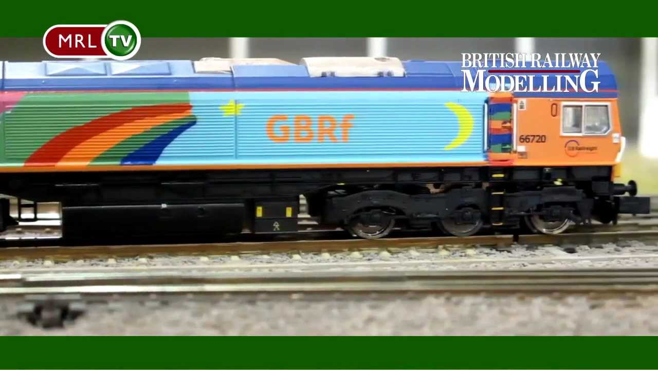 Dapol GB Railfreight Class 66 in two liveries - YouTube