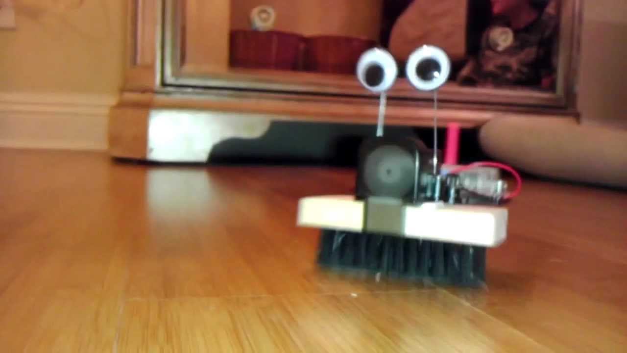 ROBOT BRUSH - BUILT and in ACTION - Toy for Kids! - YouTube