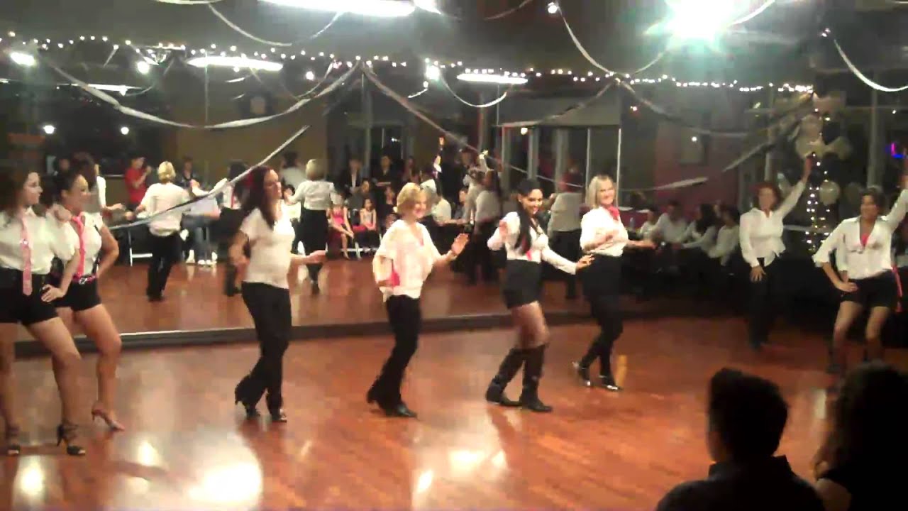 All-Girls Salsa Formation Team - "Pink Panther" - YouTube