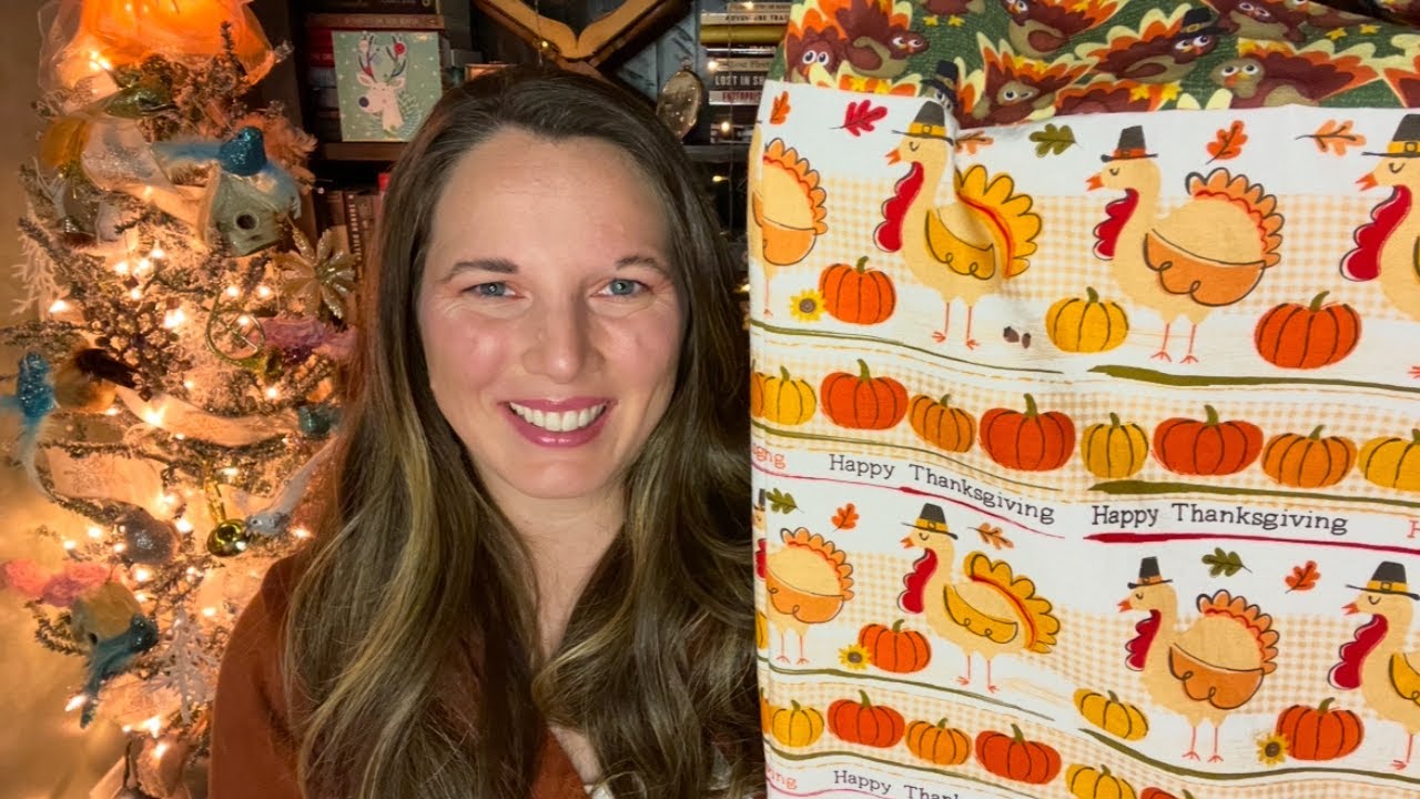 ASMR Unboxing a Thanksgiving Gift | What's in My Turkey Box??? - YouTube