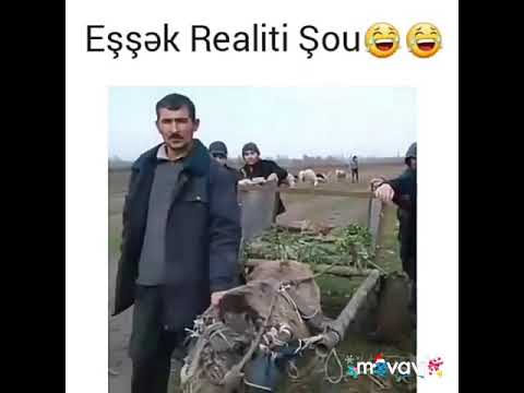 Ewwey so teqdim edir 😂😂😂😂😂