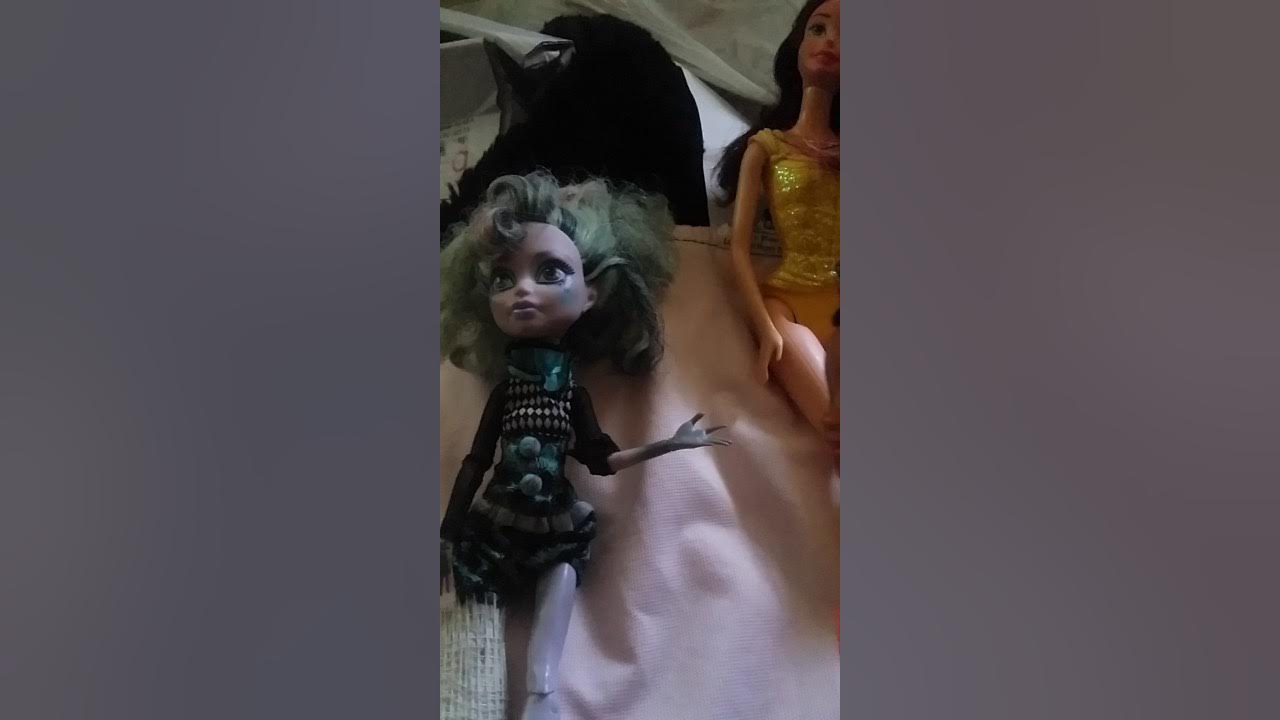 Twyla Breaks Her Leg Youtube