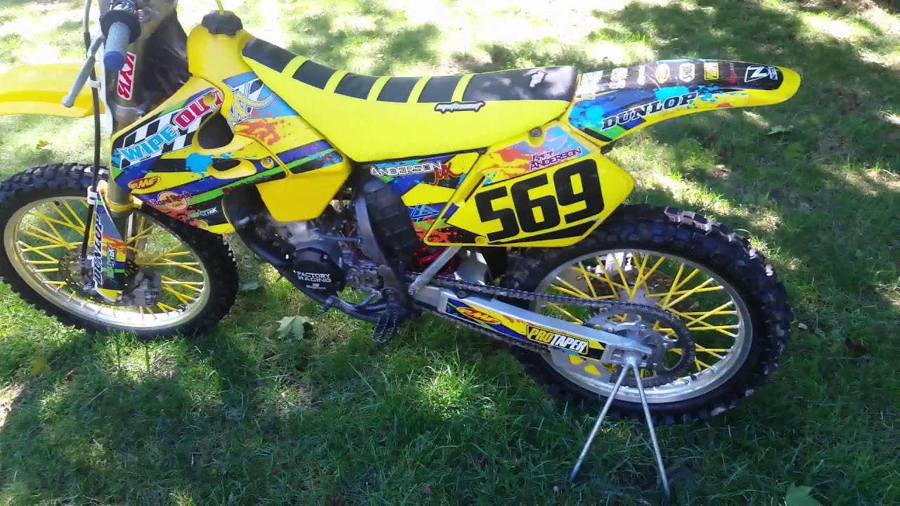 2000 rm125 walk around - YouTube