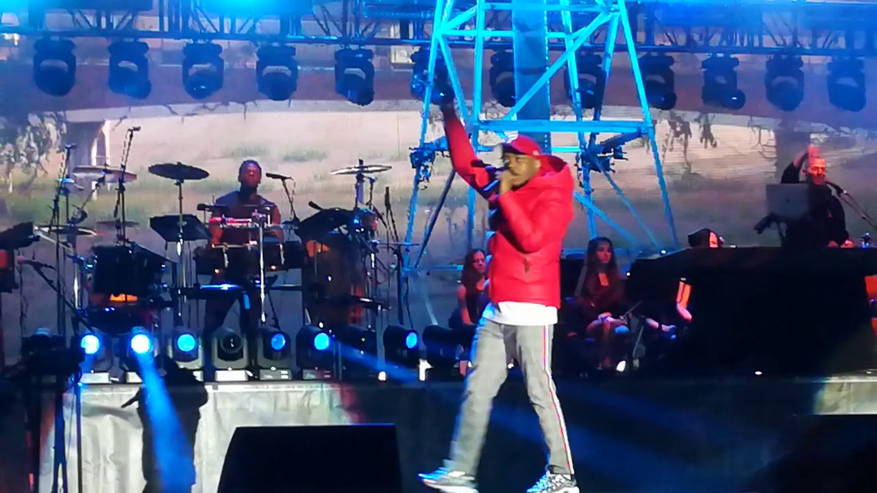 Eminem & Westside Boogie 2019 Rainy Days Live in Wellington New Zealand ...