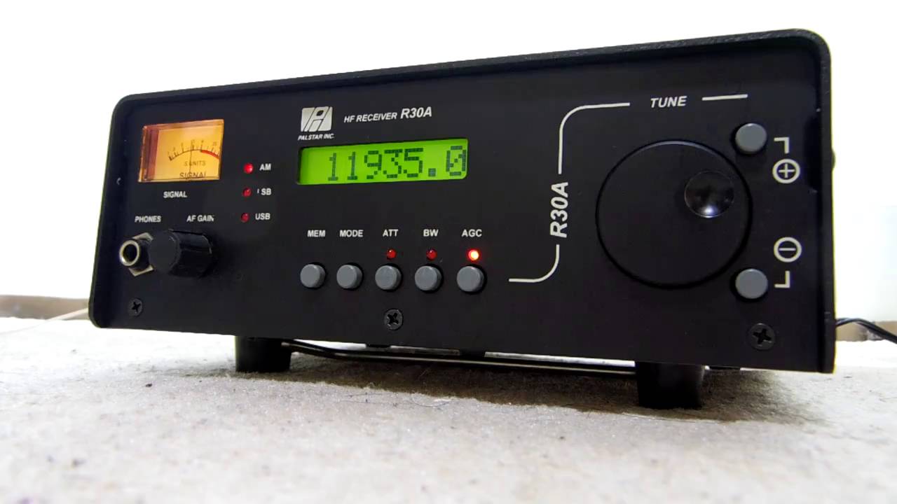 BCL DXing Japan My favorite receiver Palstar R30A - YouTube