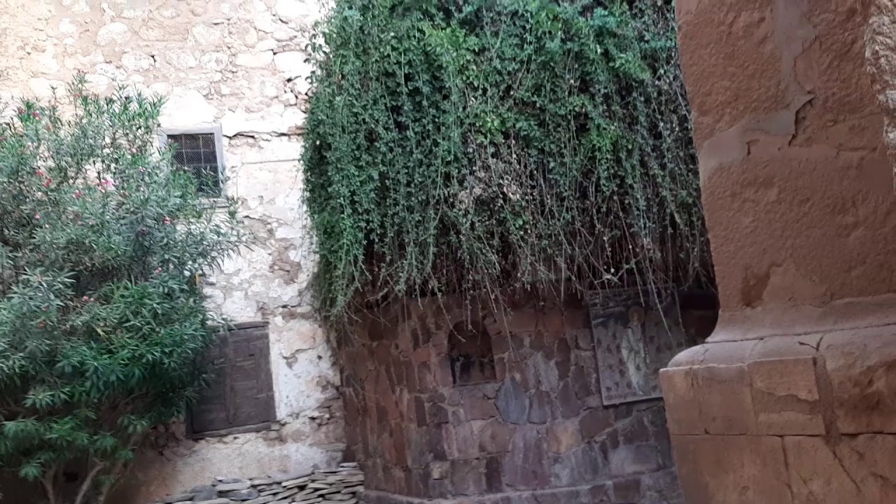 ξεναγηση στην ιερα μονη αγιας αικατερινας του σινα - YouTube