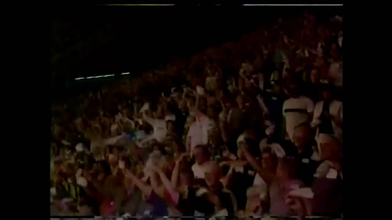 Steve Brock sings Praise the Lord - YouTube