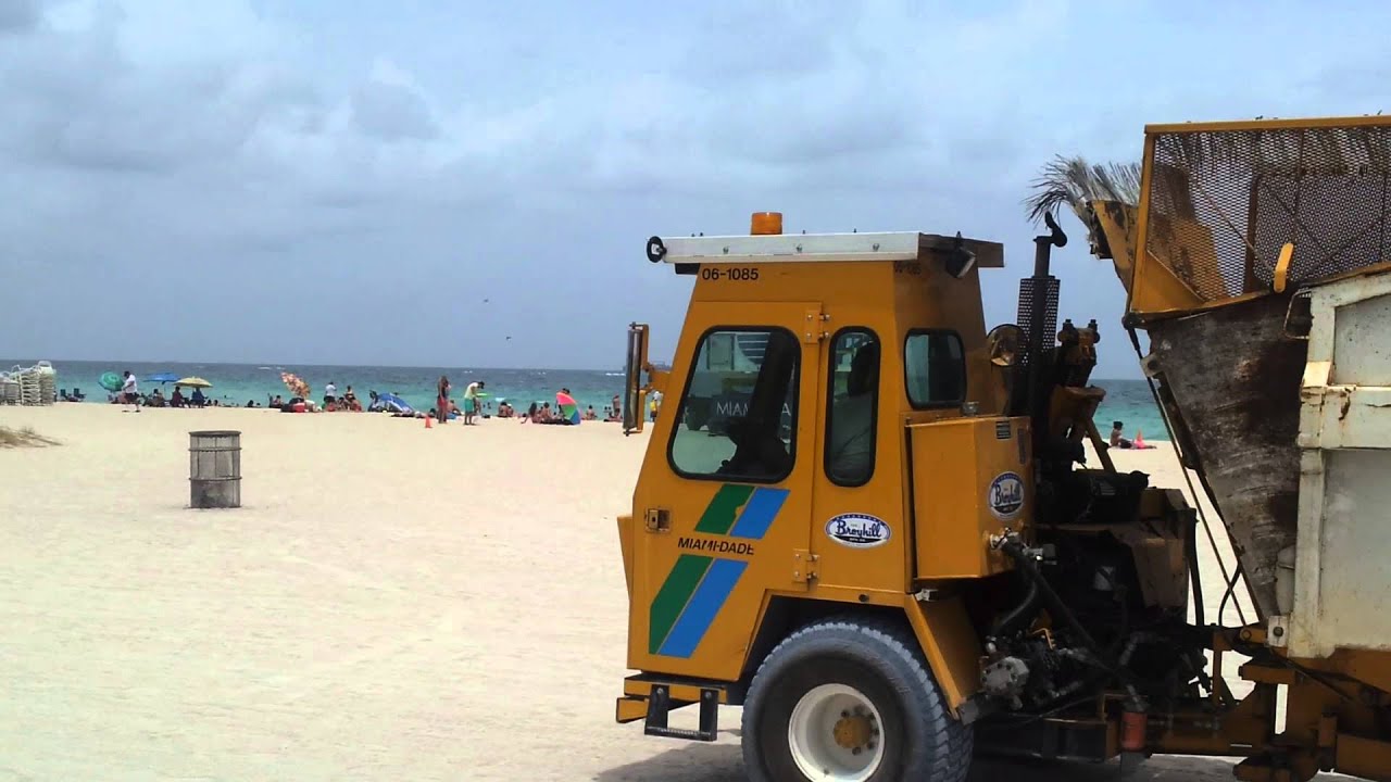 Miami Dade Garbage Truck