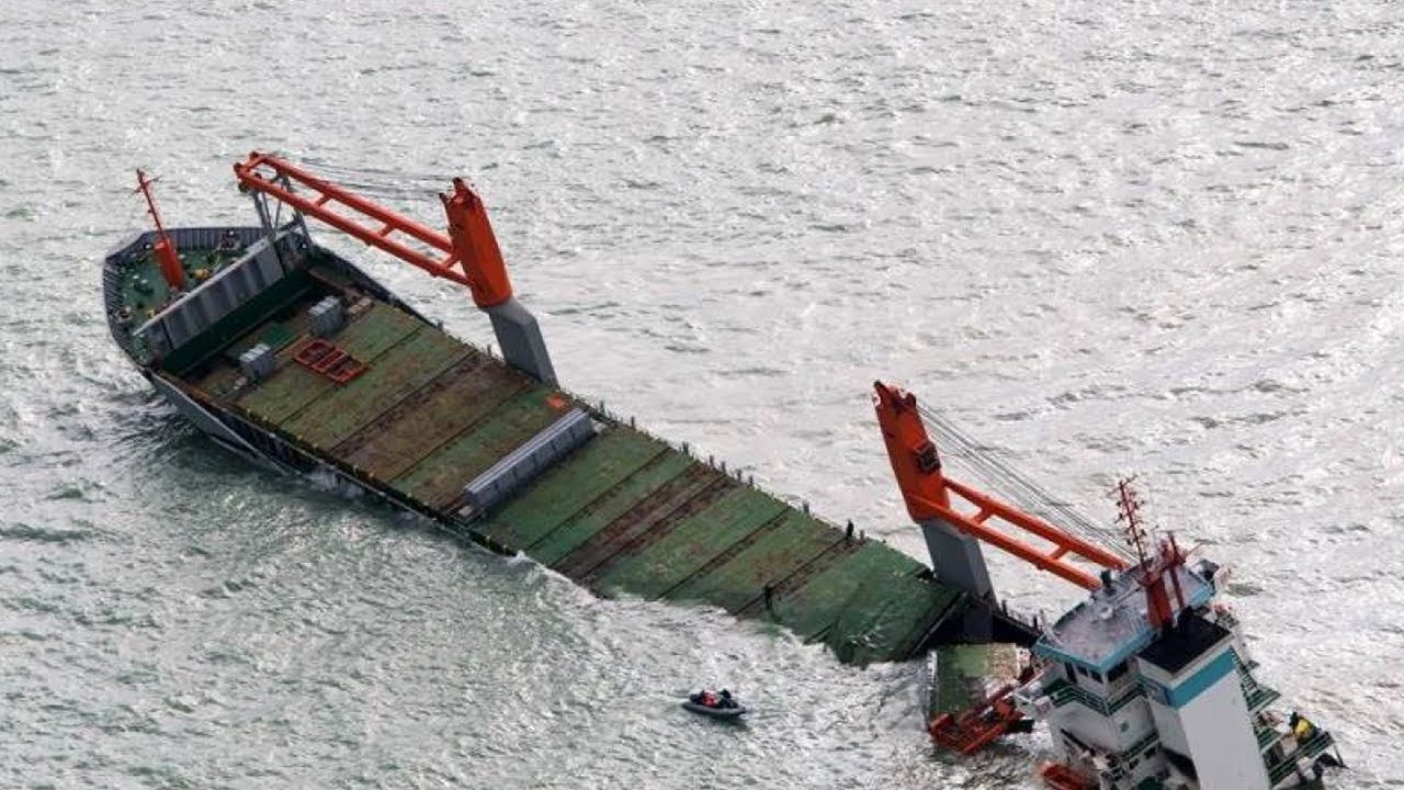 Hong Kong Cargo Ship sinks in waters between South Korea and Japan ...