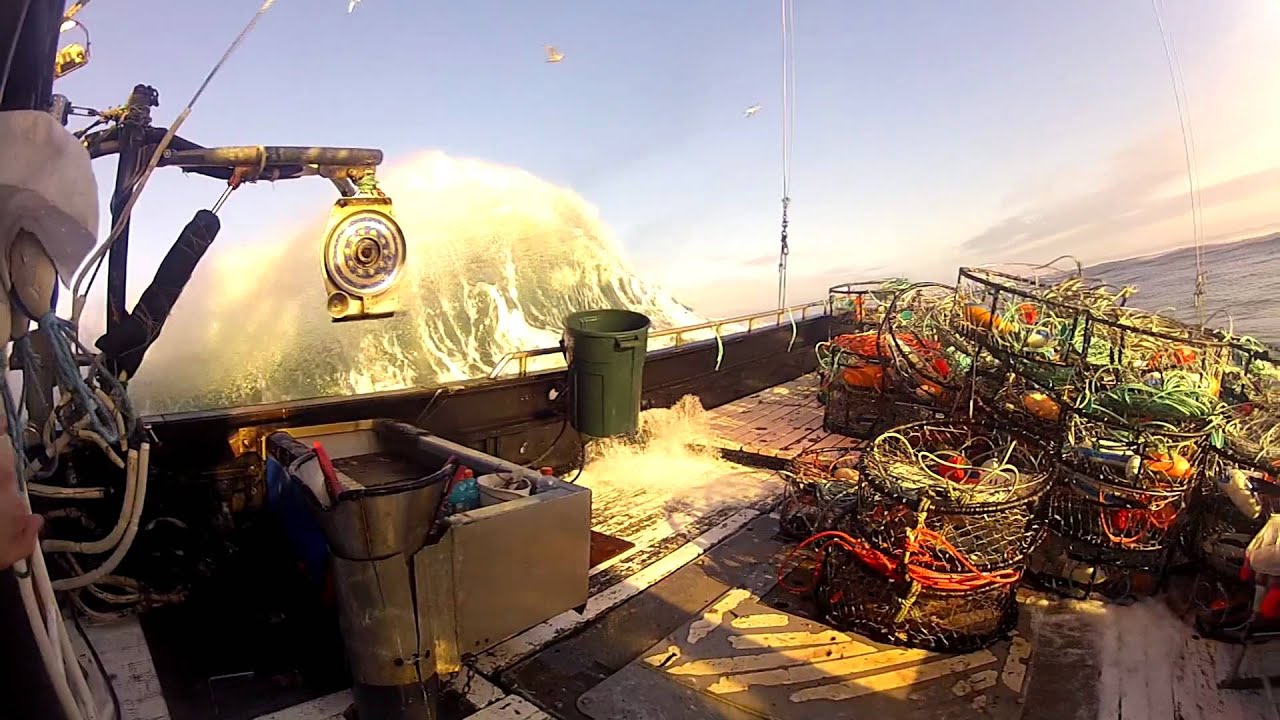 Commercial Crab Fishing 2012 - YouTube