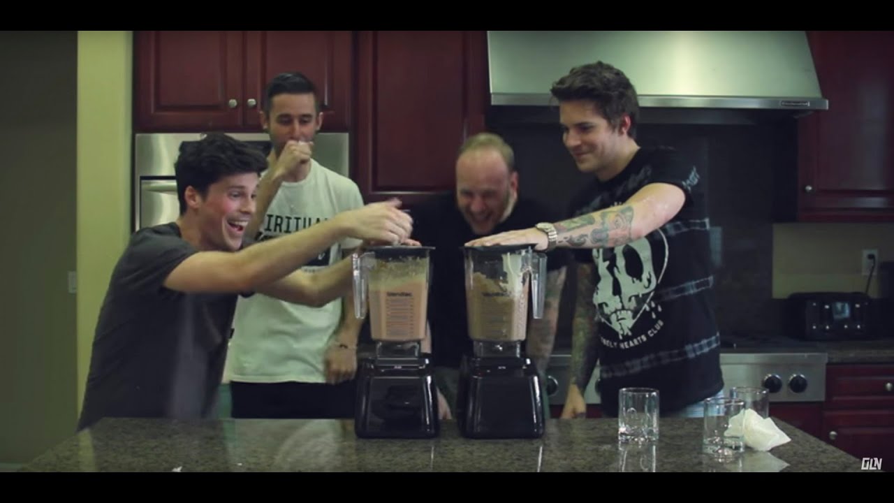 Smoothie Challenge | OUR LAST NIGHT - YouTube