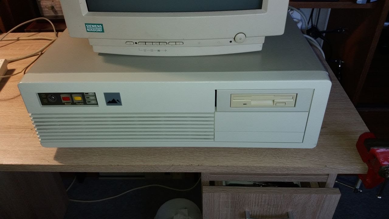 Retro pc - A rozsdás 386-os. - YouTube