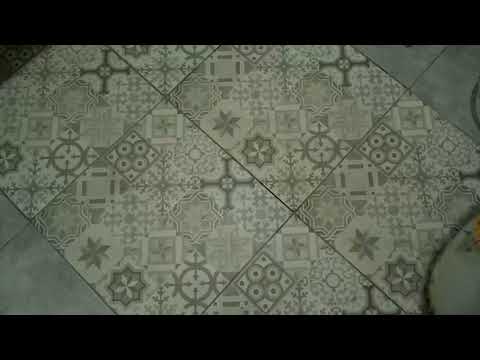 Как положена плитка . Как убирается клин в углах . Мастерская Сеньора Арсения